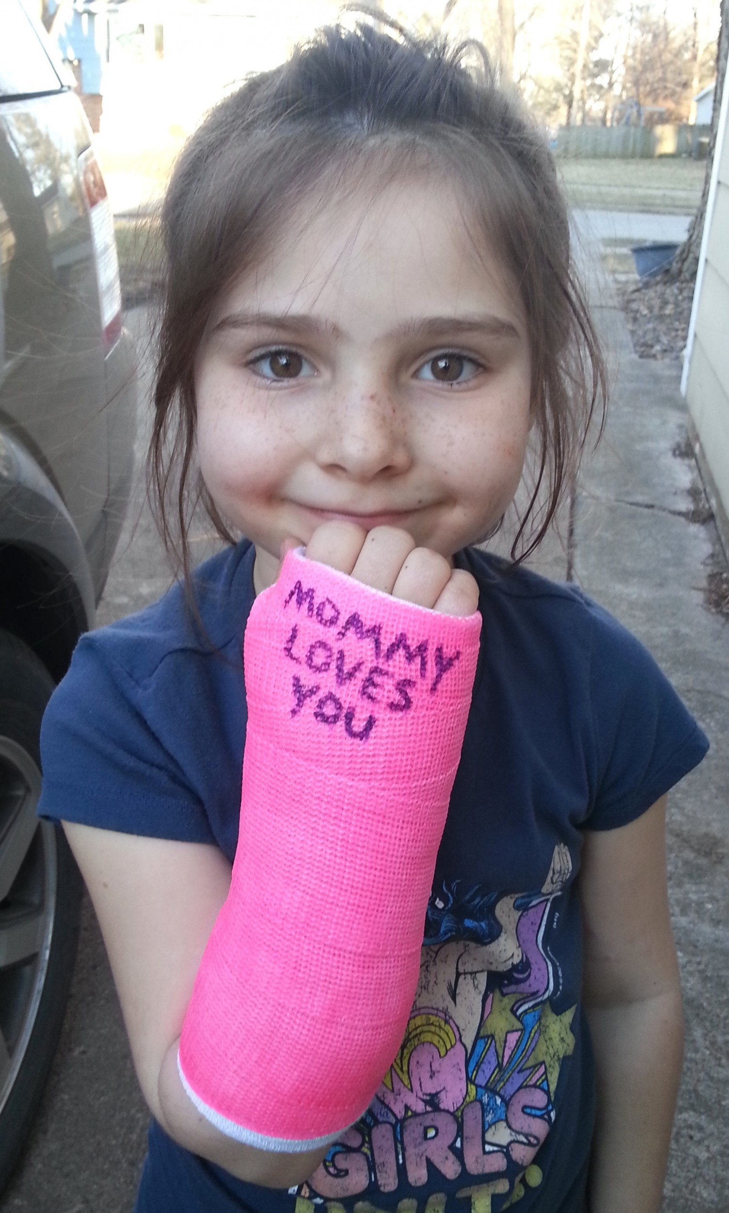 Amelia Lynch - The Everyday Journey A Broken Arm, Upset Tummies and Too ...